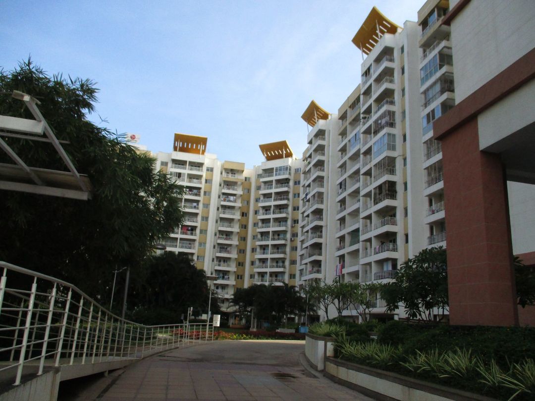 Mantri Flora - 3 BHK Apartments for Sale in Sarjapur | Settlin